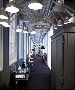 Moooi Showroom Amsterdam - DesignsWeLove - Contemporary furniture ...